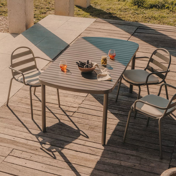 Joncols Outdoor Dining Table – Life Interiors