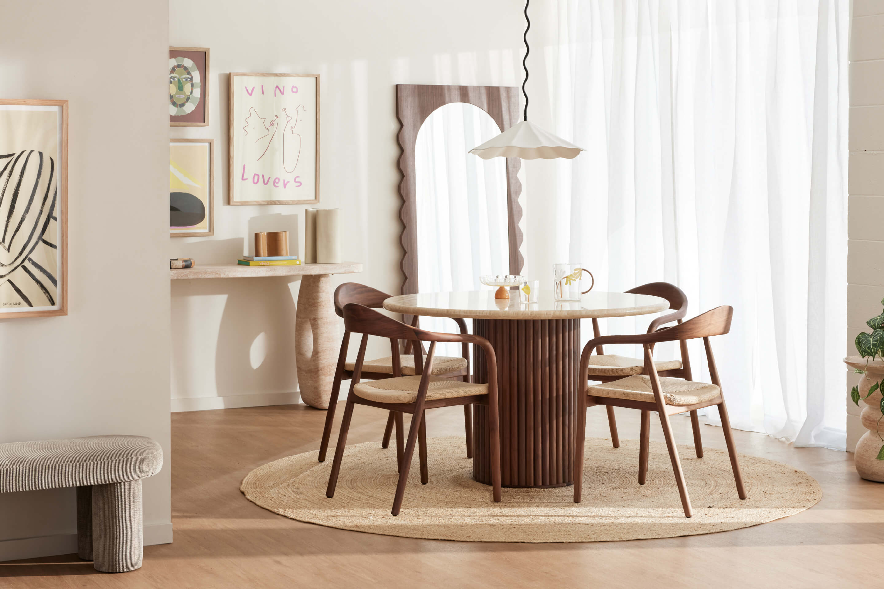 Horizon | Dining Spotlight – Life Interiors