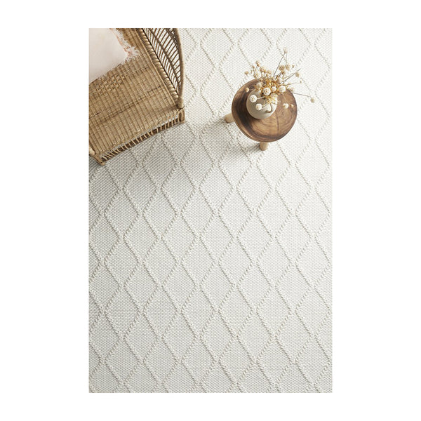Modern White Diamond Rug | Timeless Design & Luxury Feel | Buy Huxley ...