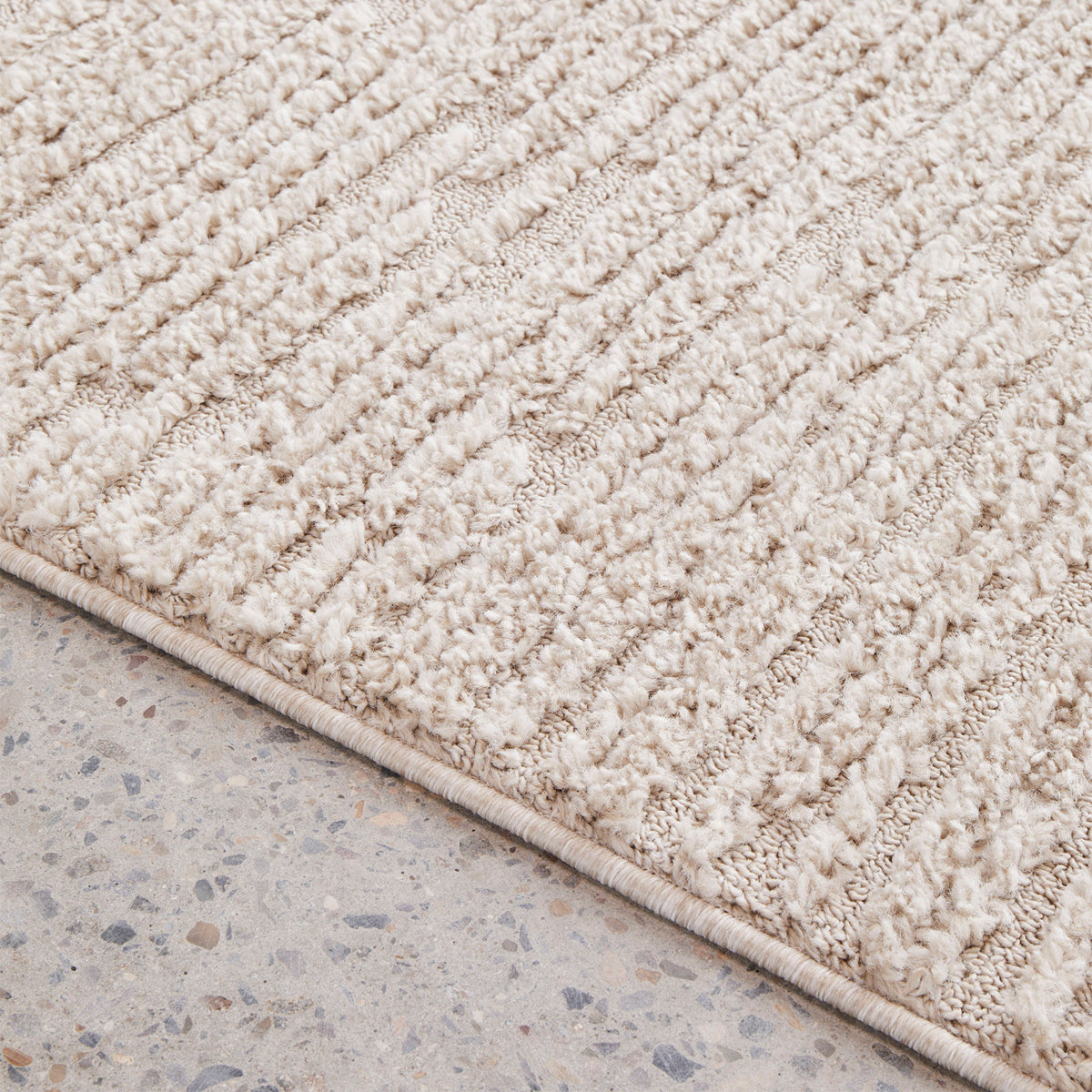 Power Loomed Polypropylene Rug | Buy Marigold Suri Online – Life Interiors