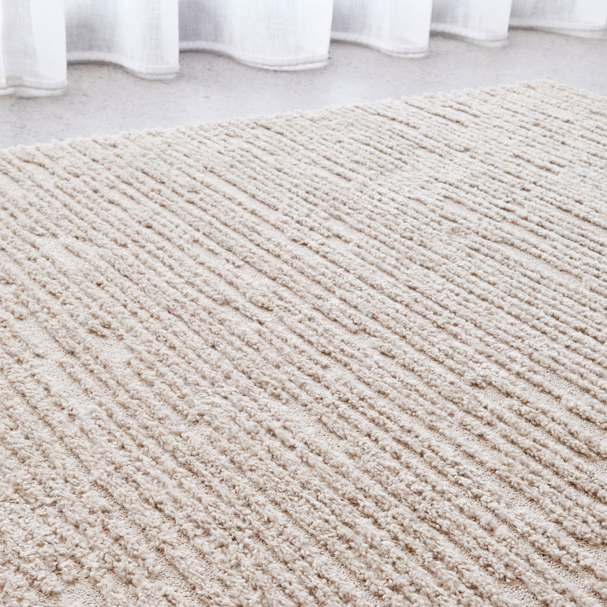 Power Loomed Polypropylene Rug | Buy Marigold Suri Online – Life Interiors